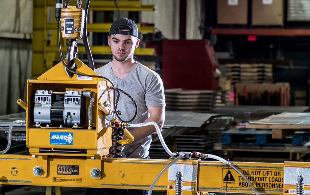 employment2 - American Engineering & Metalworking