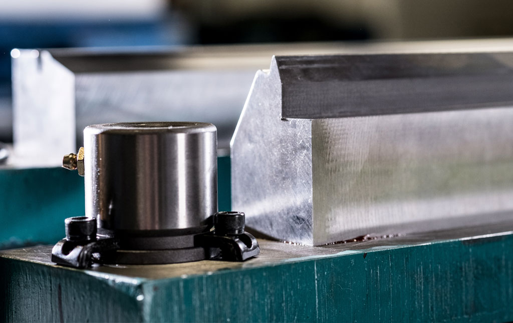 machining5 - American Engineering & Metalworking